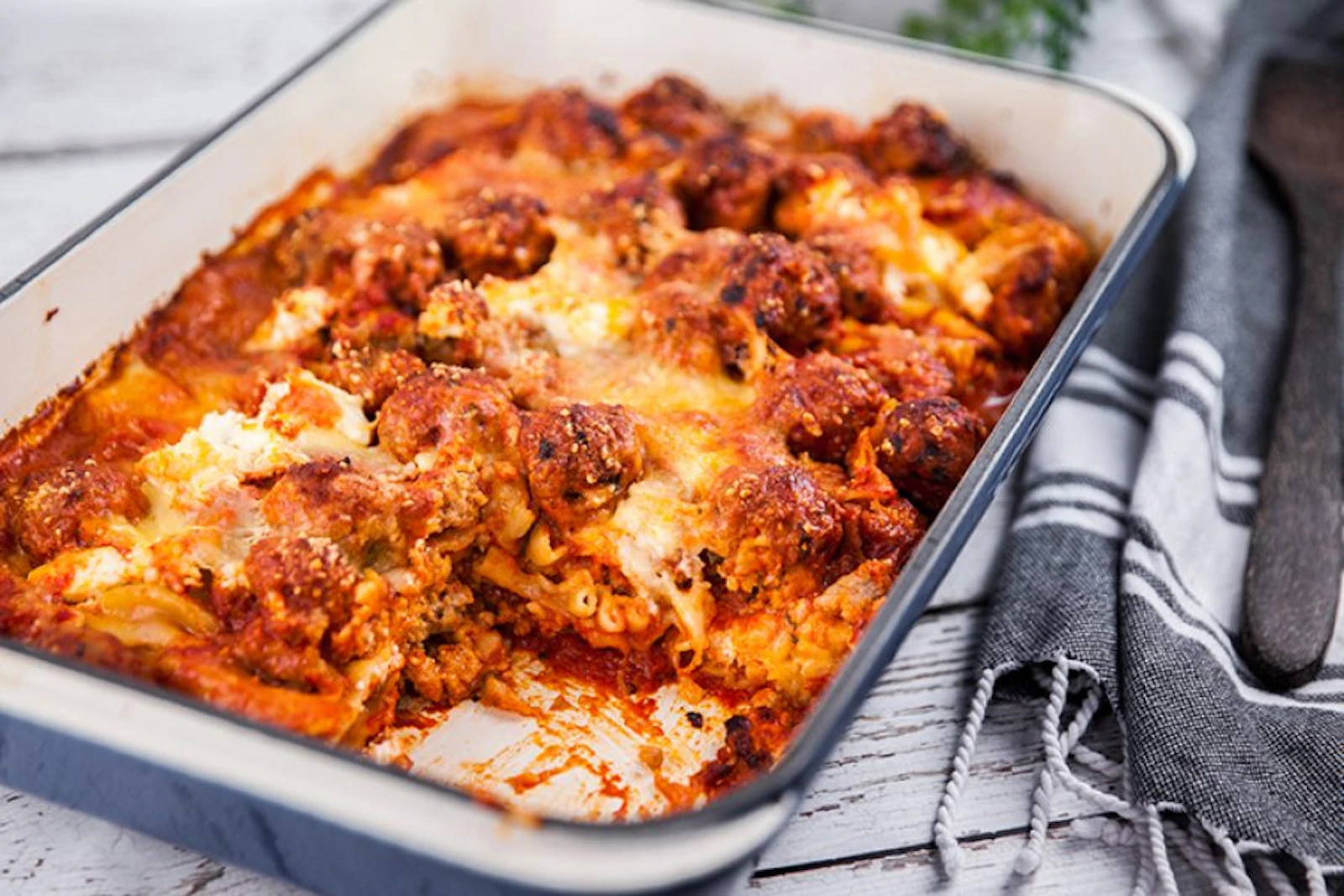 Large Instant Curly Lasagna – Easy, Family-Friendly Dish