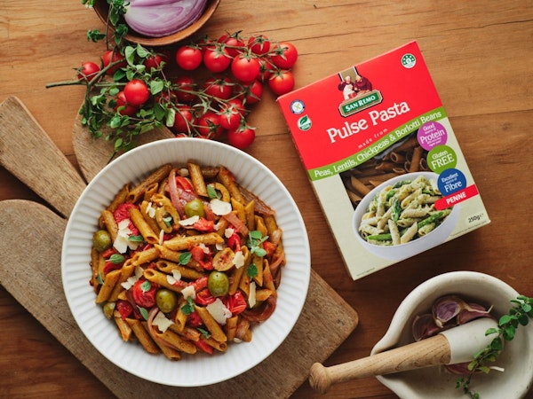 Pulse Pasta with Roasted Pepper, Chilli and Olives - San Remo