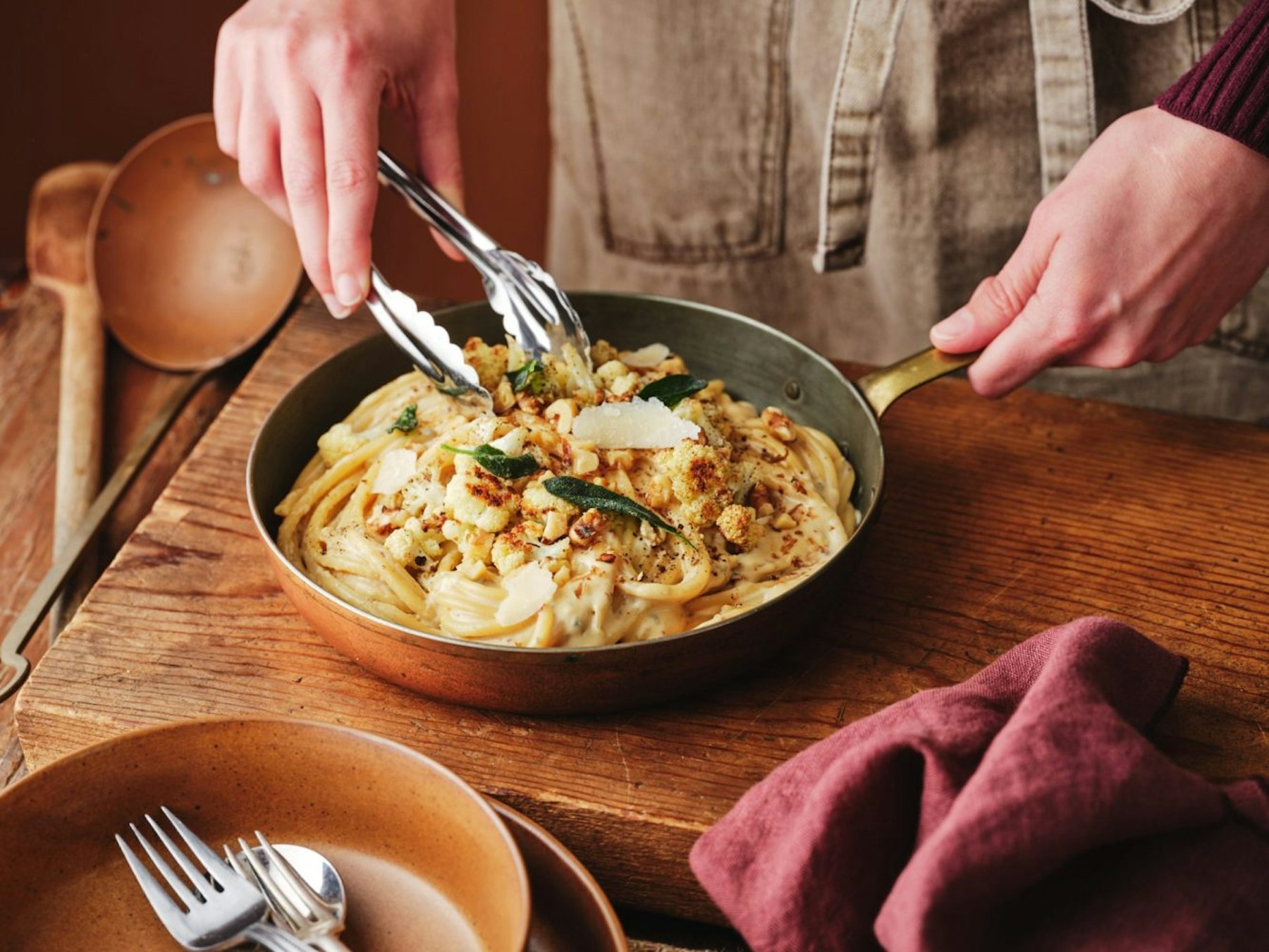 Tubular Spaghetti with Roasted Cauliflower & Blue Cheese Sauce